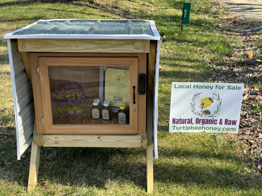 Farmstand Hours and Location - Turtle Bee Honey